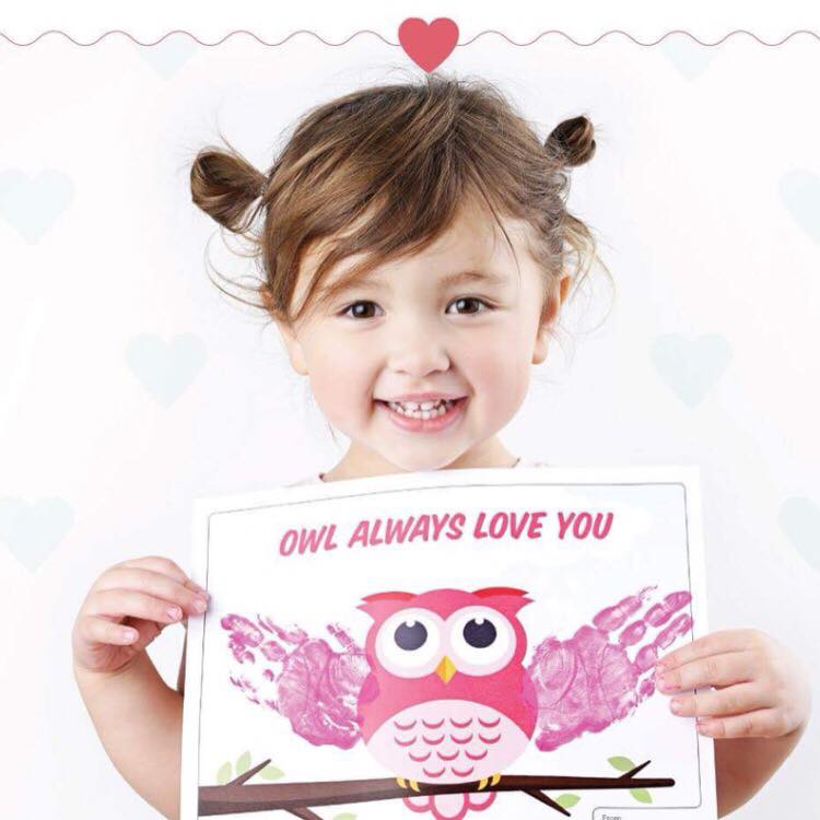 Adorable Valentine's Day Hand Print Craft Keepsake Cards